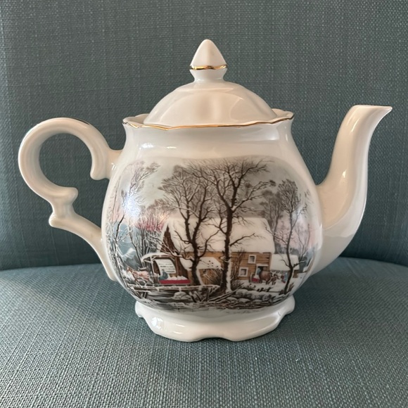 Avon | Kitchen | Avon Currier Ives Teapot 977 | Poshmark